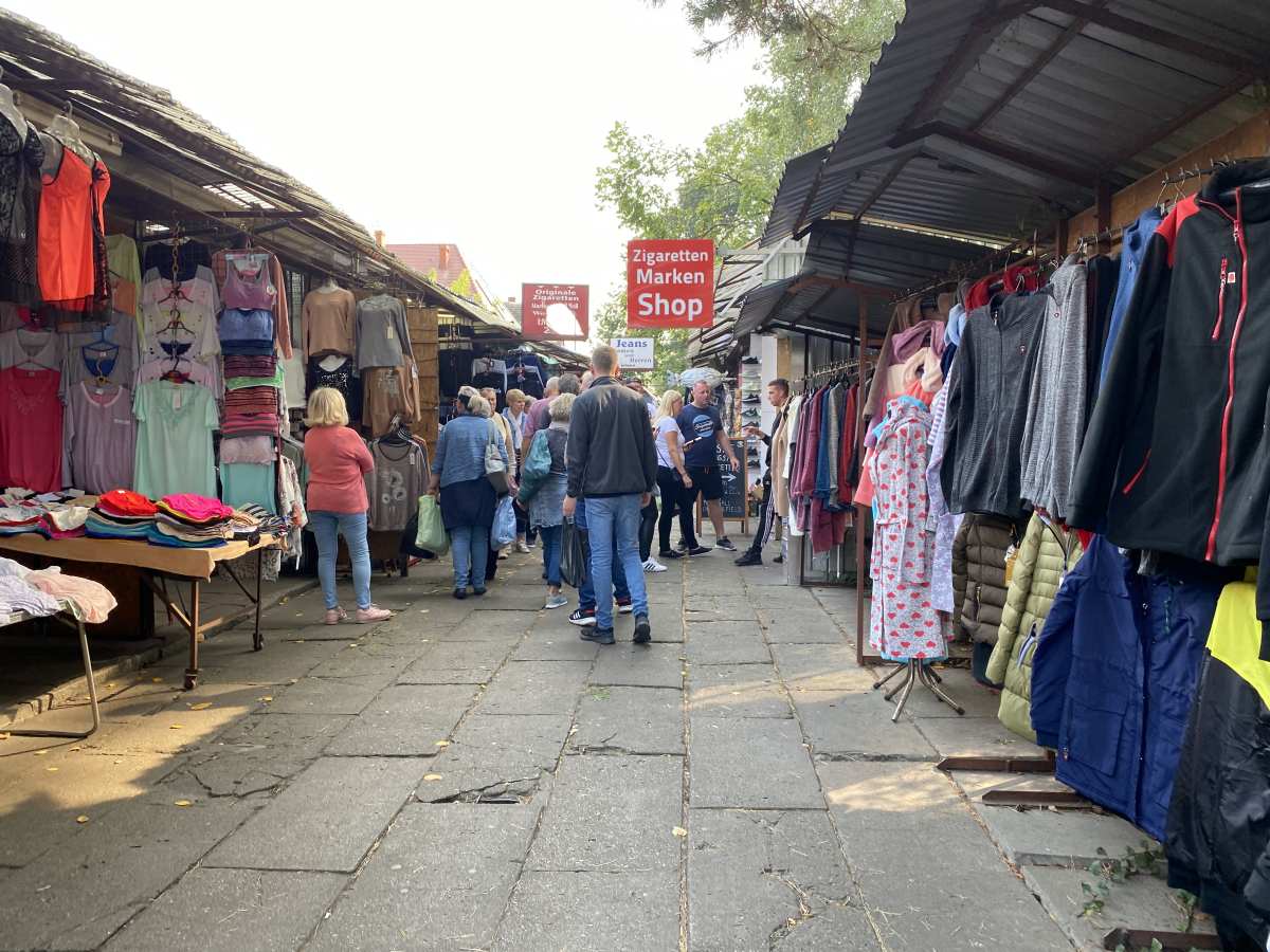 Polenmarkt Swinemünde auf Usedom: Zum Einkaufen mal kurz nach Polen ...